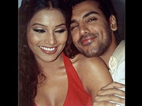 John Abraham And Bipasha Basu Hot