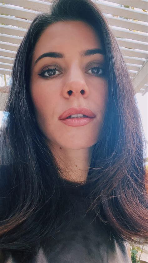 Shes So Gorgeous Scrolller Shes So Gorgeous Scrolller
