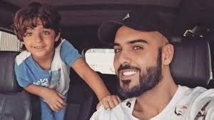 El hijo del hombre más guapo del mundo ya creció y sigue sus pasos Todo Nathy