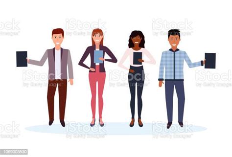 혼합 경주 비즈니스 사람들이 함께 행복 한 사람이 서 있는 여자 사무실 근로자 남성 여성 만화 캐릭터 전체 길이 고립 된 평면 수평 지주 폴더 아바타에 대한 스톡 벡터 아트