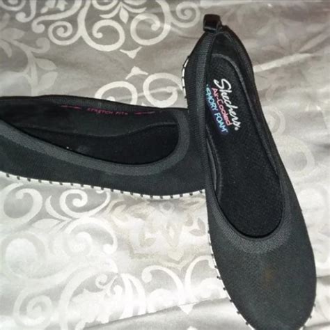 Skechers Shoes Skechers Womens Slip On Canvas Shoes Poshmark