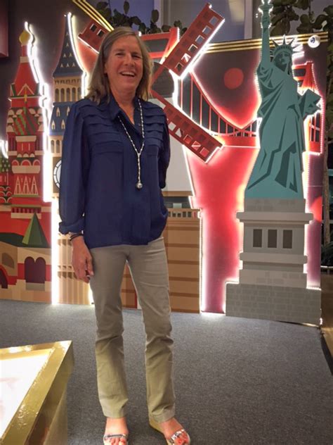 How Cat Hammill Elevates Any Travel Outfit