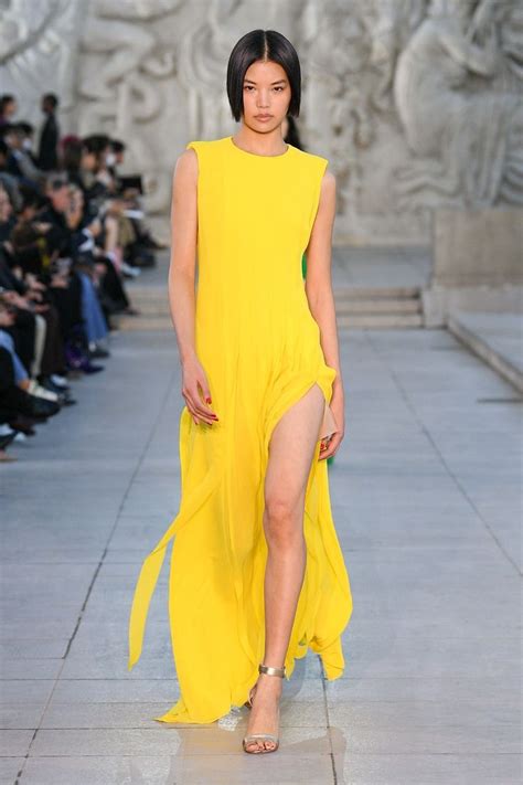 Akris Spring 2023 Ready To Wear Collection Modest Fashion Outfits