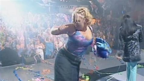 Nathan Morris Big Brother Star And Nova Radio Host Shares Crazy Fan Encounter News Com Au