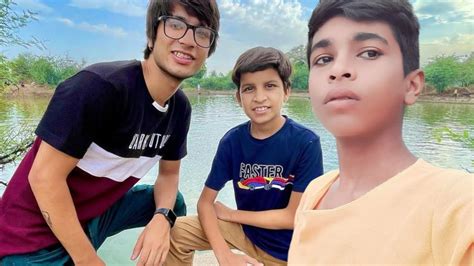 How I Meet Saurav Joshi Vlogs Souravjoshivlogs7028 Piyushjocgaming Youtube