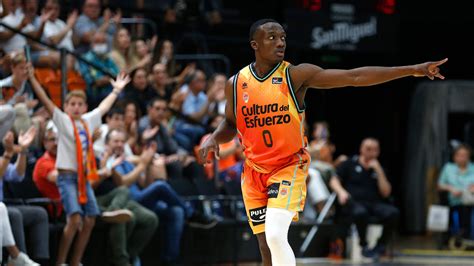 Jared Harper Signs A Contract Extension With Valencia