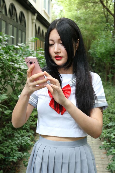 国模严佳丽大尺度人体私拍套图 9391207