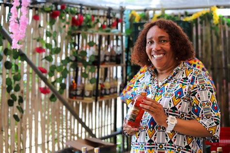 Licha Es La Cuota De Los Servidores Públicos En El Pabellón De Bebidas