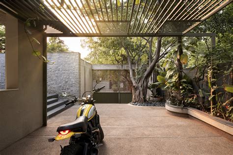 galeria de backyard pad dev and kaushik architects 9