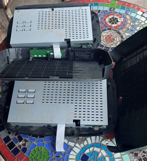 Dstv Decoders Dstv Decoder Was Sold For 1 00 On 17 Dec At 23 46 By Ismhoo0641 In Durban Id