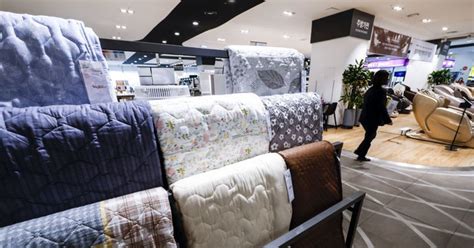 연말 대규모 할인행사 나선 가전 양판업계