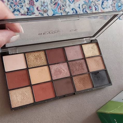 کمدا قیمت و خرید پلت سایه اورجینال روولوشن شماره رنگ Velvet Rose حجم