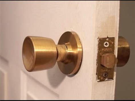 How to Remove Old Door Knob without visible screws - YouTube