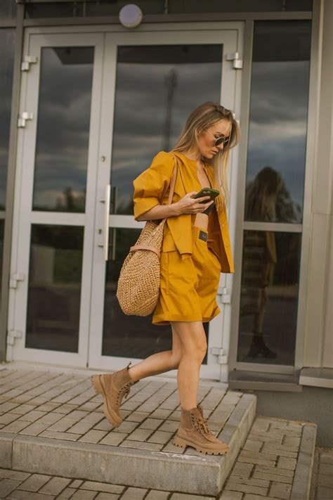 Женский костюм пижамный in 2022 | Fashion, Coat, Model