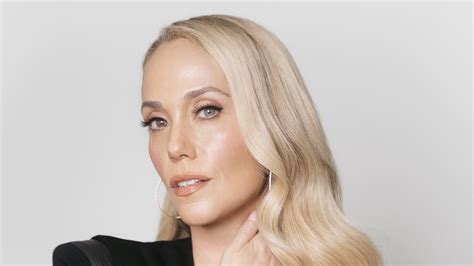Elizabeth Berkley On Showgirls Reclaiming Spotlight Alls Fair