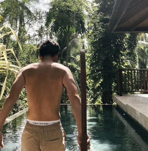 Joshua Garcia And Bella Poarch Exchanged Emojis Many Netizens Responded AttractTour