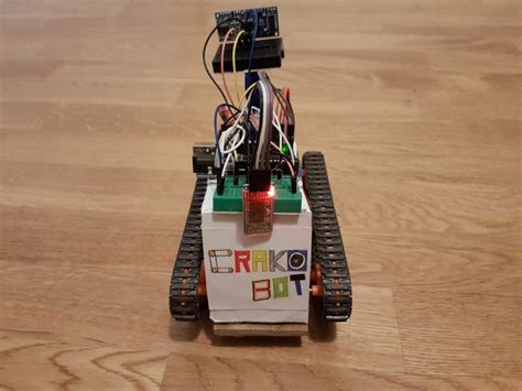 Crakobot Arduino Robot With Manual And Autopilot Modes