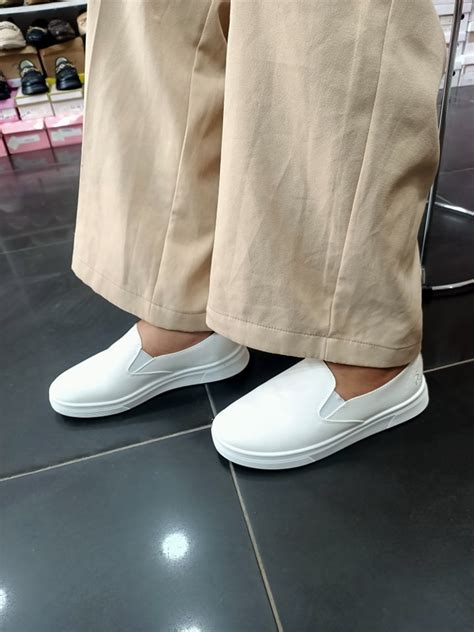 أحذية طبية