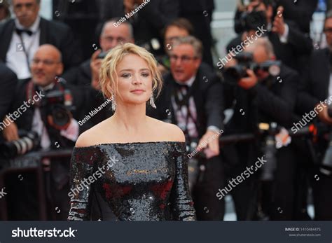 Virginie Efira Depart Screening Sibyl During Foto Stock Shutterstock