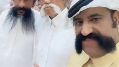 ببینید افرادی که سبیل‌های بلند خود را به نمایش می‌گذارند