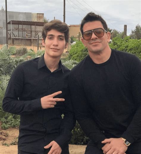 Yahir Revela Que No Tiene Comunicación Con Su Primogénito