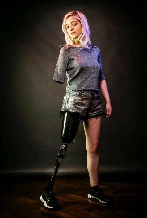 Pin By Rusky Willcox On Amputee Amputee Model Amputee Lady Disabled