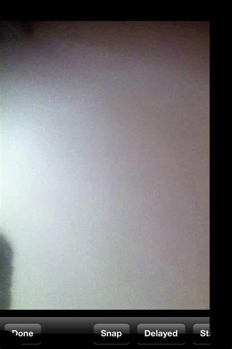 Ios Uiimagepickercontroller Overlaying An Image On Top Of It