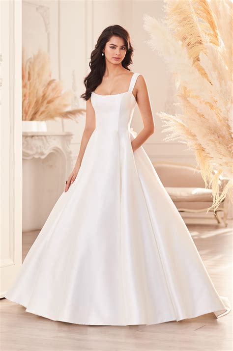 Wedding Dresses By Paloma Blanca 4952 Weddingwireca