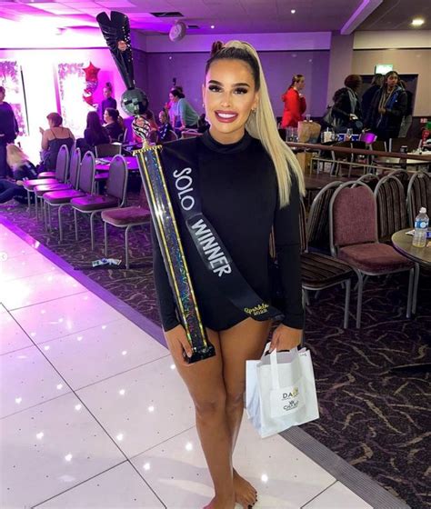 Love Islands Ella Barnes Life Off Screen From Championship Dancing To