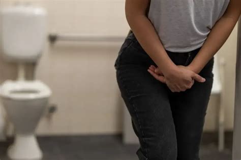 Swollen Urethra Female Causes Symptoms And Treatment