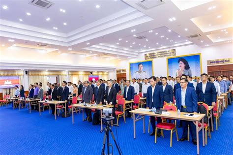 ក្រសួងអភិវឌ្ឍន៍ជនបទ បើកសិក្ខាសាលាត្រួតពិនិត្យចុងក្រោយលើសេចក្ដីព្រាងបទដ្ឋានបច្ចេកទេសផ្លូវជនបទ