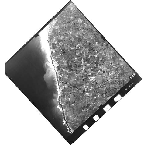 Python Select Border Region From Segmented Image Geographic