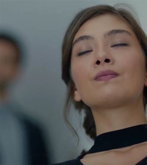 Zeynep Adl Kullan C N N Diziler Panosundaki Pin