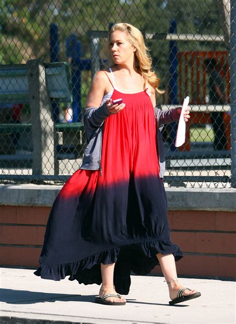 Christina Applegate Feetforum