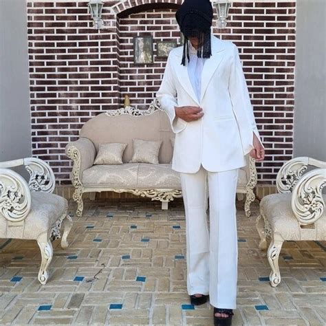 خرید و قیمت کت و شلوار سفید نامزدی عقدی ست کامل سفید مجلس عقدی یا