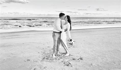 Alexandra Jones And Benjamin Jones Wedding Website