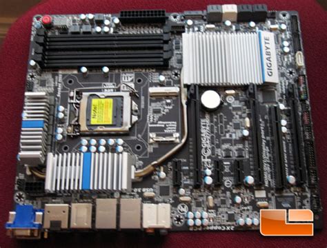 อั้ยยะ กองทัพ Gigabyte Z77 รองรับการมาของอ้ายวี