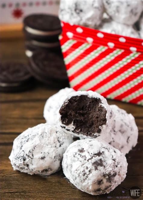 Oreo Snowballs - Big Bear's Wife