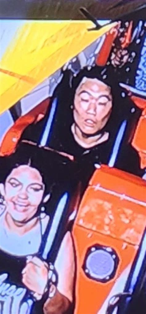 Iz Nx Ai On Twitter I Went To Disneyland And This Picture I Got From The Incredicoaster Is So