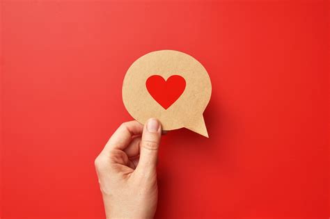 彼女を気持ち良くさせるセックスの方法！初エッチの場所と誘い方も解説│熟女動画を見るならソクヨム