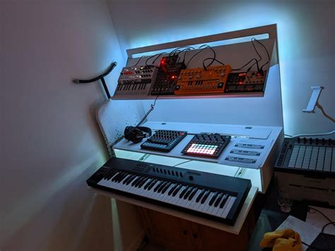 Custom Synth Stand Done Very Happy R Synthesizers