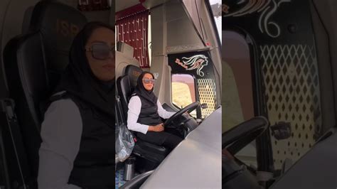رانندگی دختر ایرانی در اتوبوس رانی زنزندگیآزادی دخترایرانی بوشهر