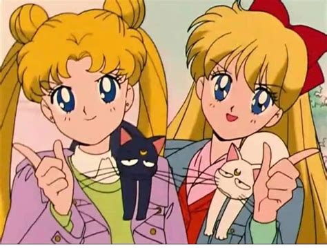 Usagi And Minako Doing Some Serious Twinning Rsailormoon