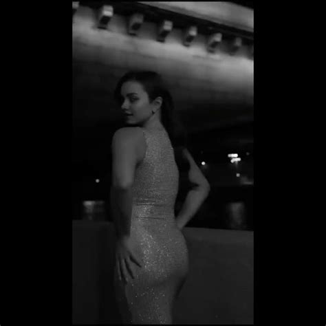 Shashi Rochlani On Linkedin Sequencefabric Embroideryfabric Sequins