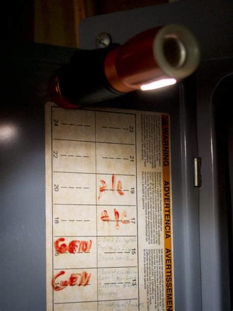 Klein Flashlight With Worklight Review Pro Tool Reviews