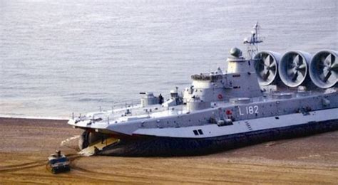 Zubr Class Hovercraft 12thblog
