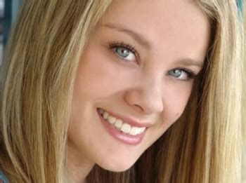 Kimberly Matula Cast As The Bold And The Beautifuls Hope Logan Tv