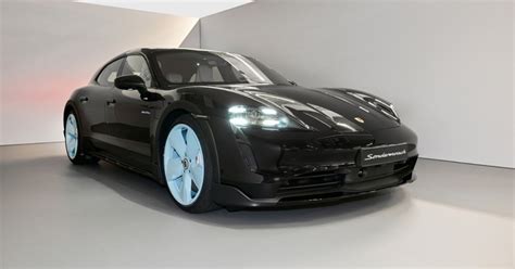 블랙핑크 제니가 디자인한 포르쉐 타이칸 포 제니 루비 제인 공개 모터그래프