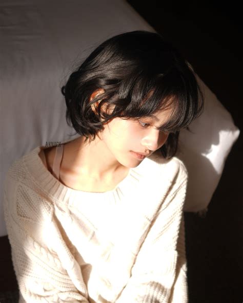 성수동미용실 어낵 장재혁 숏컷 숏단발 중단발 풀리면 풀리는데로 잘리면 잘리는데로 시간의 흐름대로 순간순간을 눈에 익혀보자구요 문득 새로운 분위기도 익숙해져있는