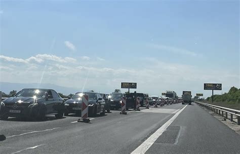 Ограничават движението на магистрала Тракия край Пловдив заради ремонт на асфалта